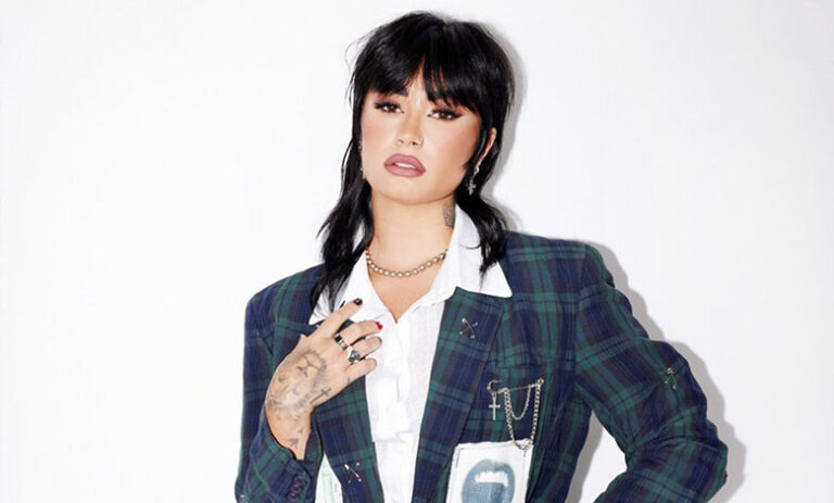 Demi Lovato comparte por qué regresó a usar el pronombre de "ella"