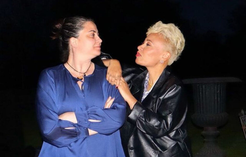 Emeli Sandé ha revelado que está comprometida con su novia