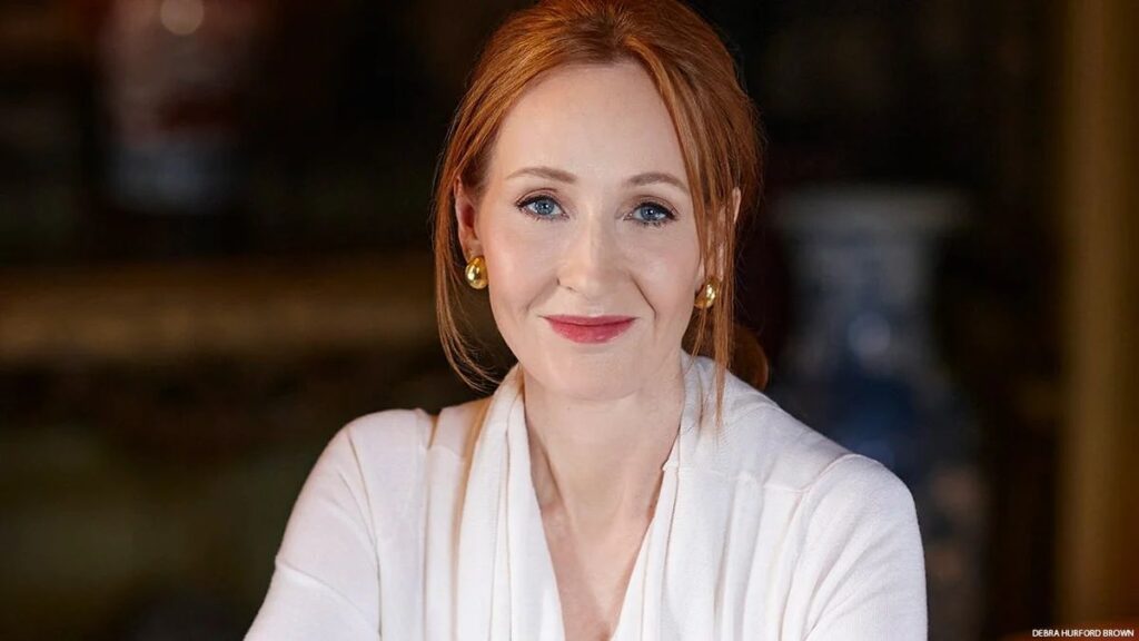 J.K. Rowling dice que ha sido "malinterpretada" y solo reafirma que es ...